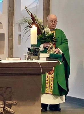 Trauer um Pfarrer Frisch | GdG Steinfeld